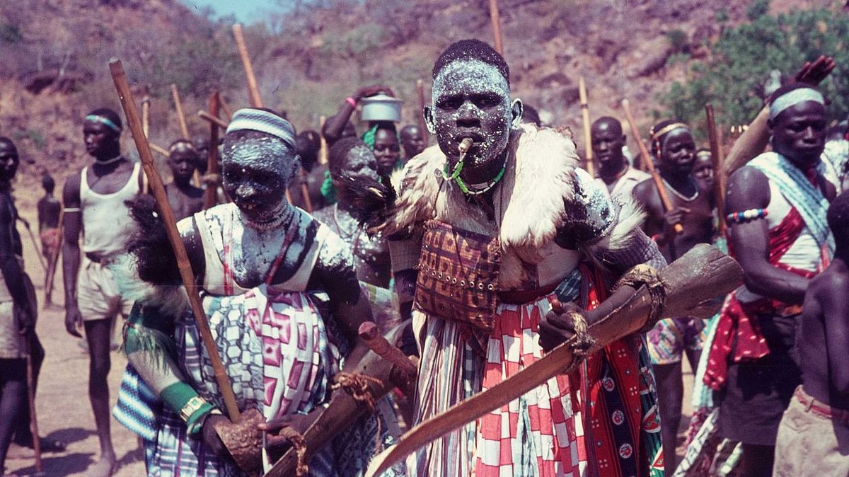 Internationales Kooperationsprojekt: Nuba-Fotografien von Leni ...